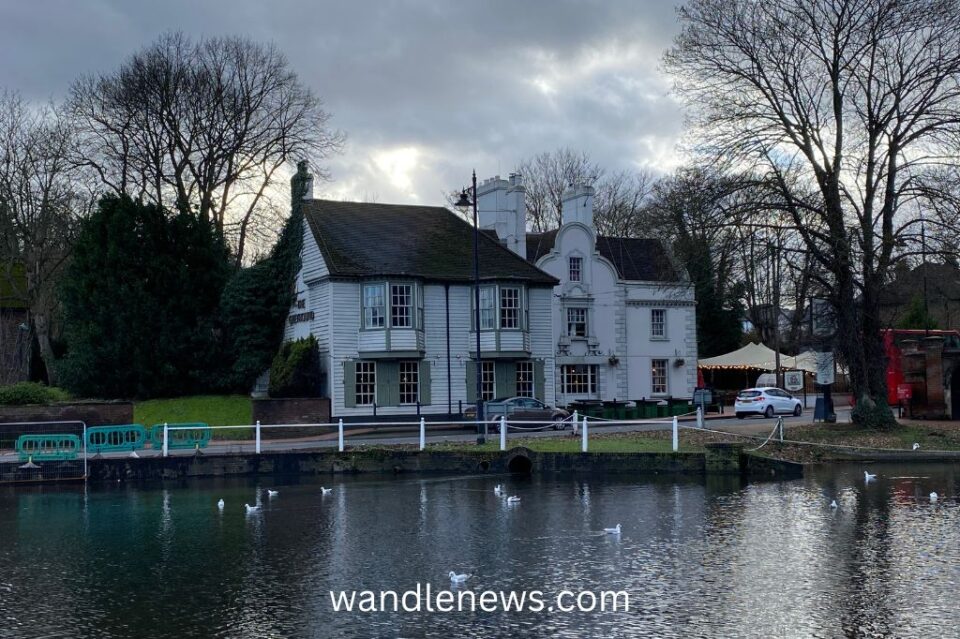 Carshalton Ponds: A Starting or Finishing Point for the Wandle Trail