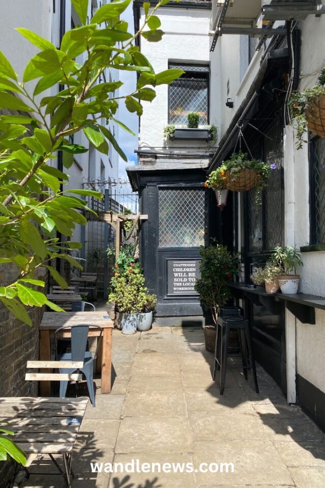 History of the Mayflower Pub in Rotherhithe, London