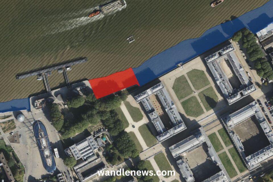 Greenwich Beach on the River Thames in London